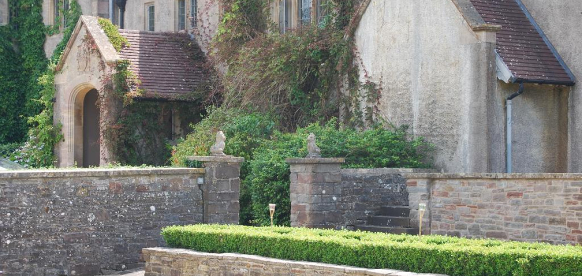 The Den at Backwell Down, Somerset Review | The Hotel Guru