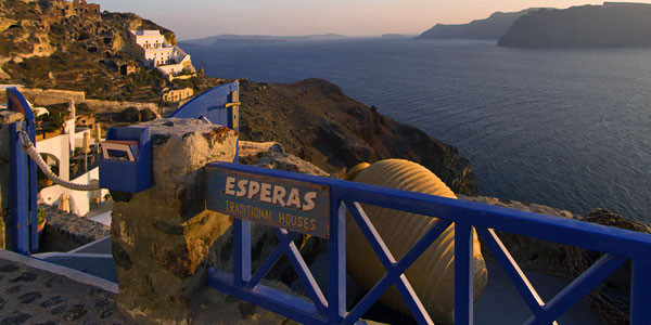 Esperas, Oia, Greece | Discover & Book | The Hotel Guru