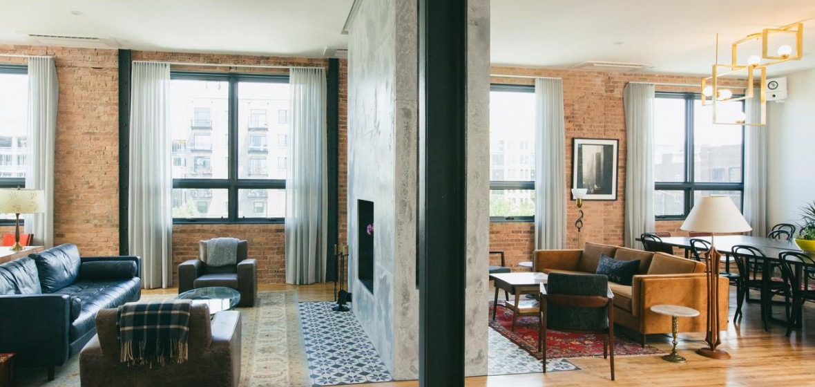 The Publishing House, Chicago Review | The Hotel Guru