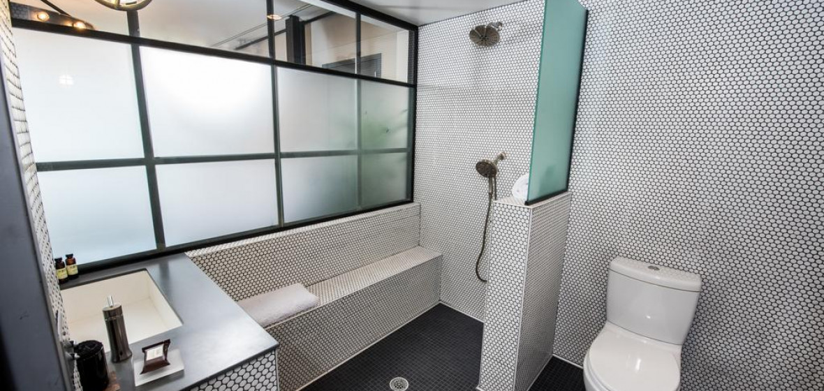 Found:Re Phoenix, Phoenix Review | The Hotel Guru