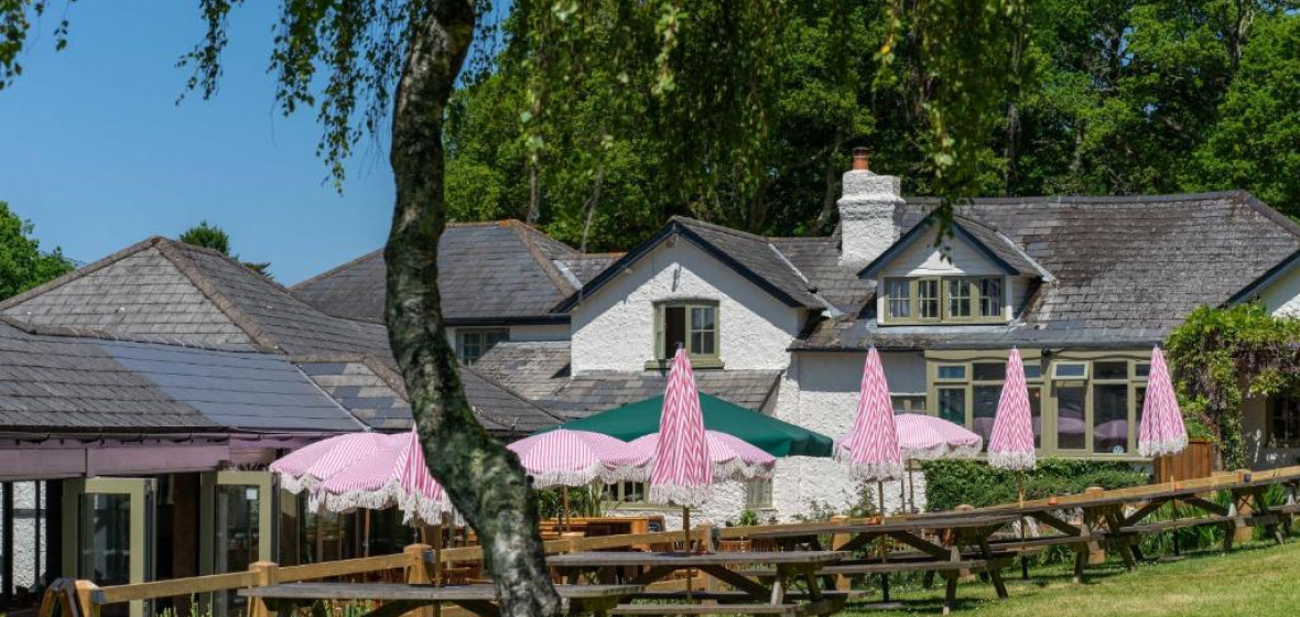 High Corner Inn, Hampshire (Ringwood). Expert reviews and highlights ...