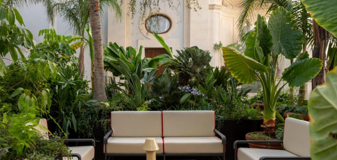 Palazzo Talia, Rome (Lazio), Italy. Expert reviews and highlights | The ...