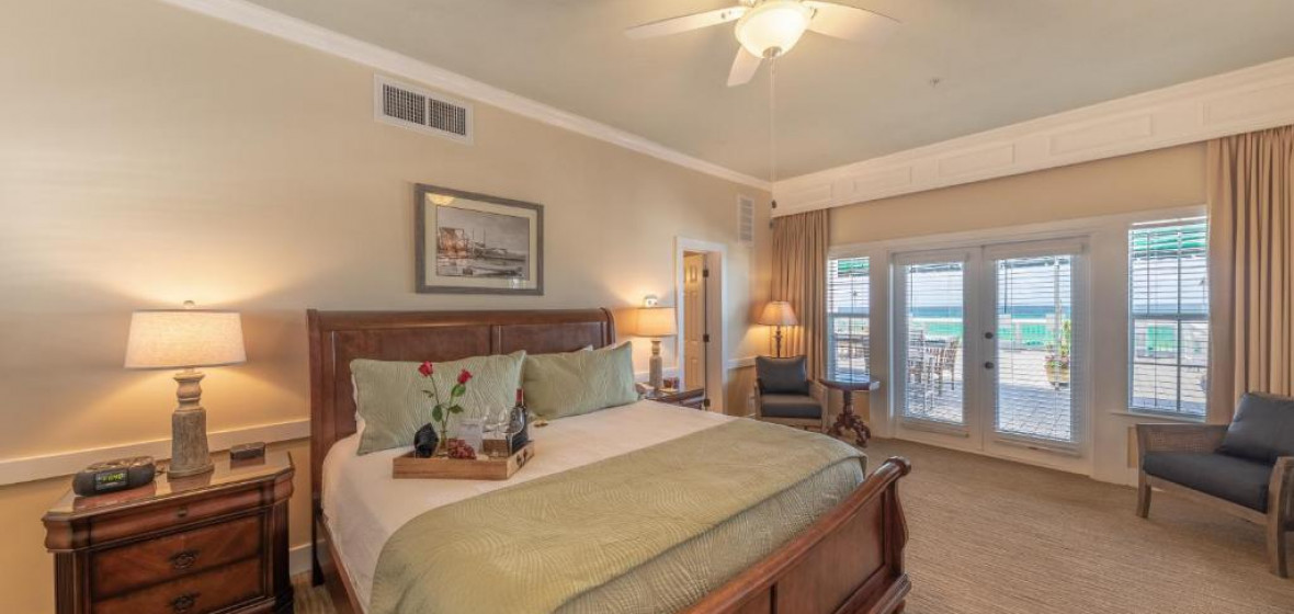 Henderson Park Inn, Destin (Florida), United States of America. Expert ...
