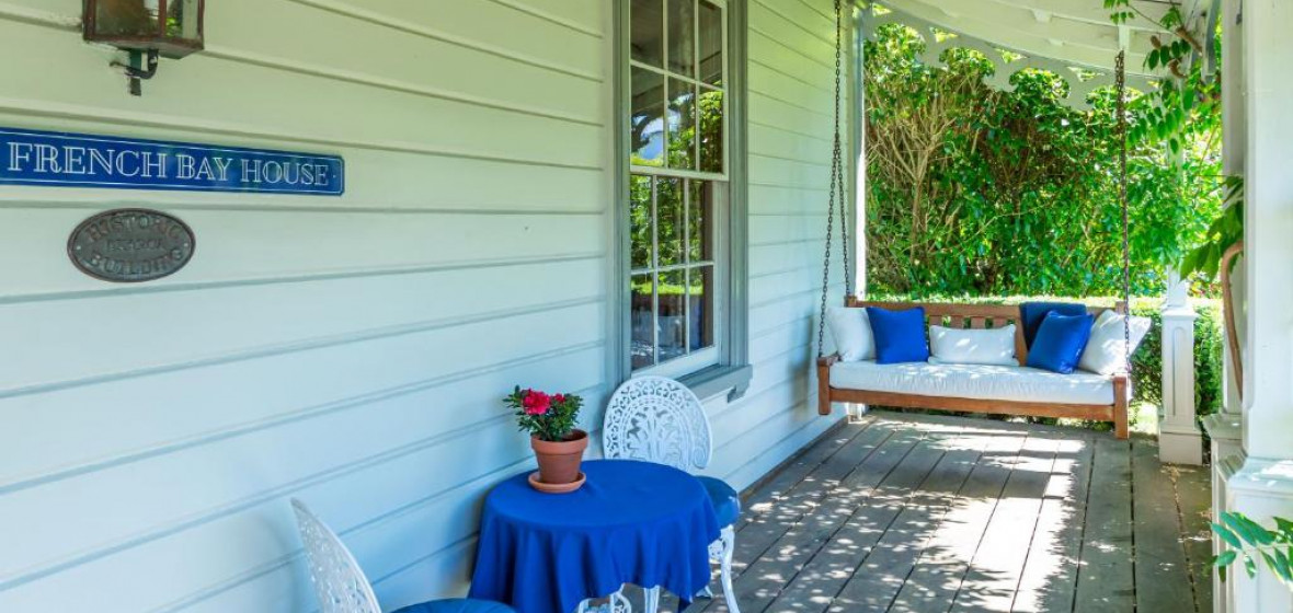 French Bay House, Akaroa, New Zealand. Expert reviews and highlights ...
