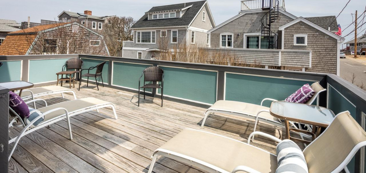 Dockside Inn, Martha's Vineyard Review | The Hotel Guru