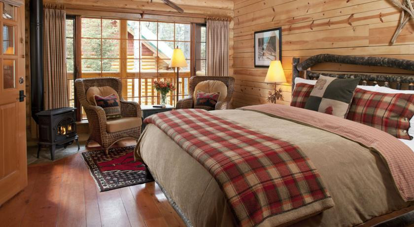 Cathedral Mountain Lodge, Field Review | The Hotel Guru