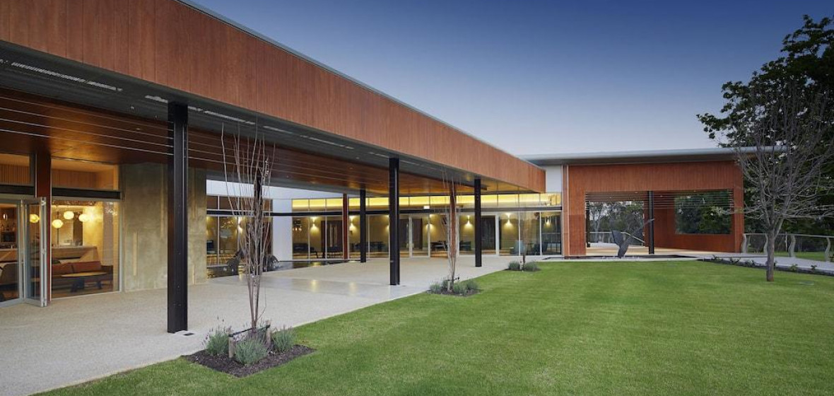 Maya Maya at Mandoon Estate, Western Australia, Australia. Expert ...