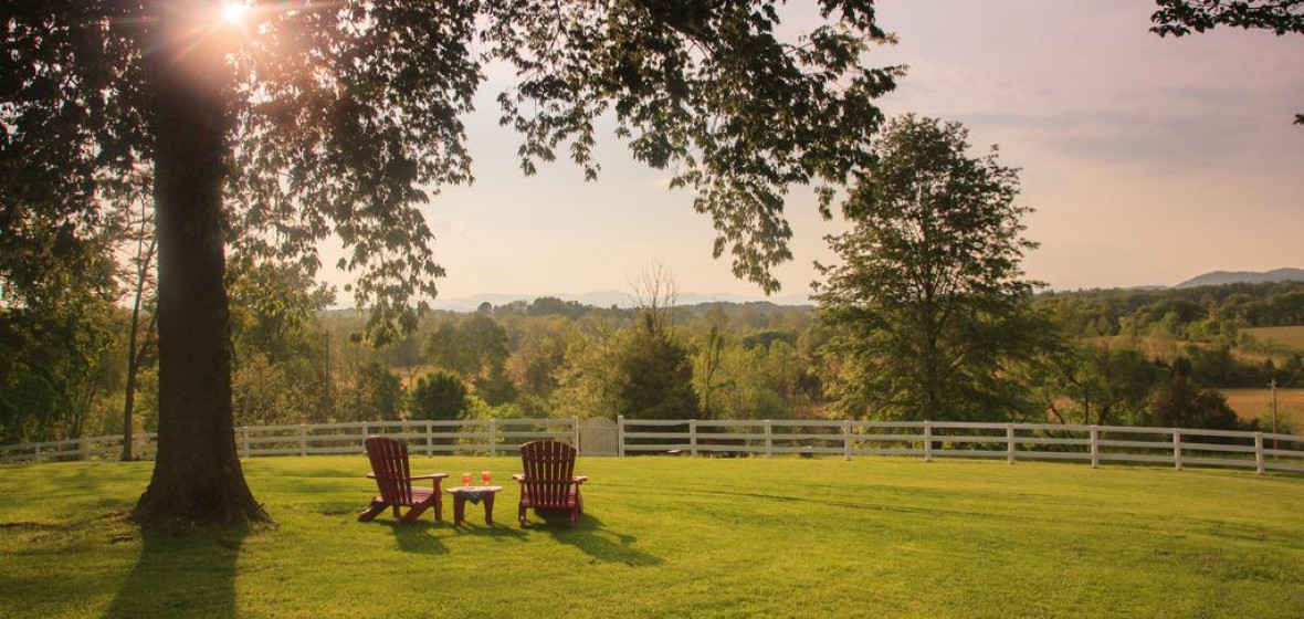The Inn and Tavern at Meander, Virginia Review | The Hotel Guru