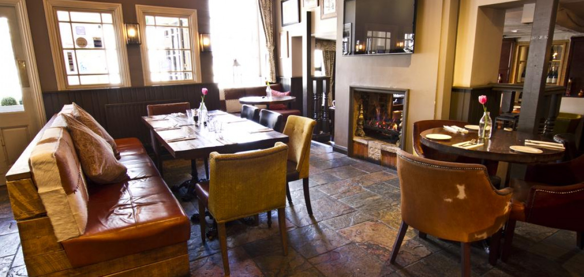 The Chapter House, Salisbury Review | The Hotel Guru