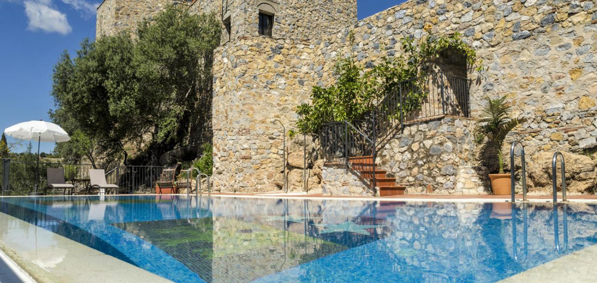 Castillo de Monda, Andalucía (Monda), Spain. Expert reviews and ...