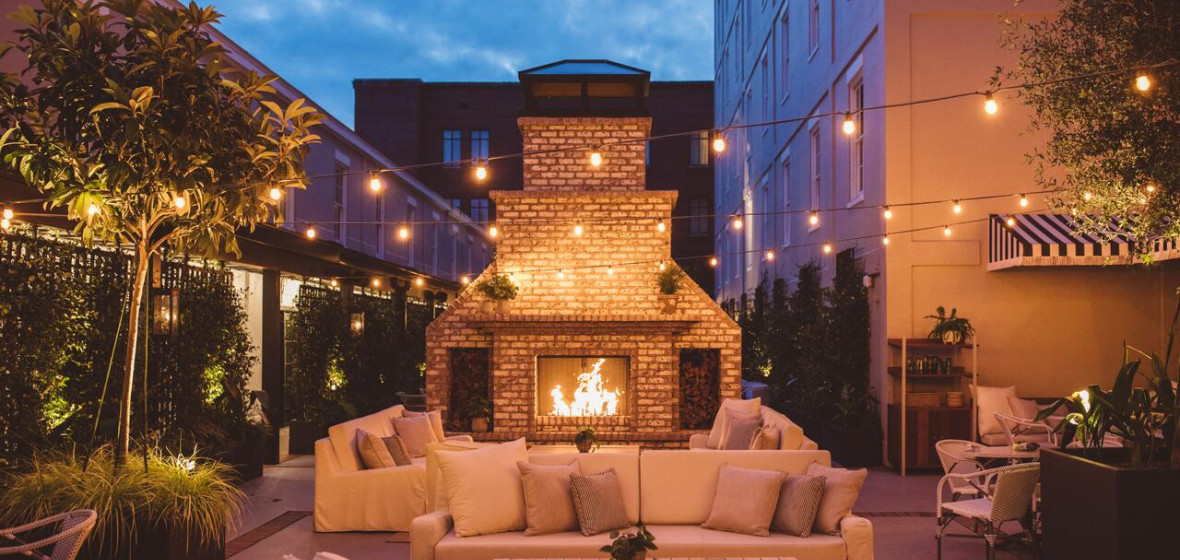 Emeline, Charleston Review | The Hotel Guru